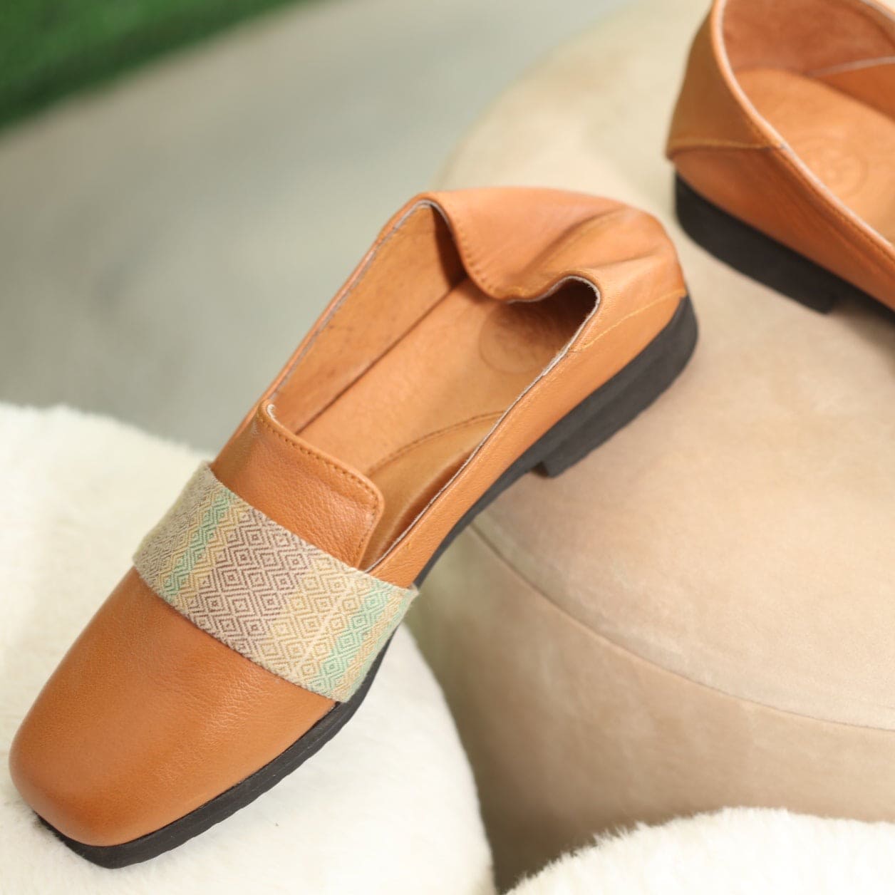 Denise Convertible Loafer – Risqué Manufacturing